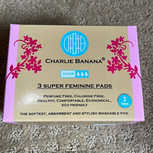 Charlie Banana | Other | Charlie Banana Feminine Pads Super Floralie 3 ...